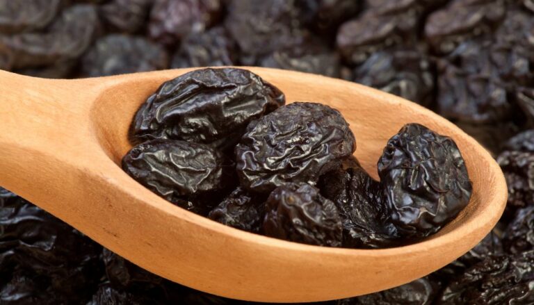 Diferença entre uva passa e ameixa seca: entenda com a gente