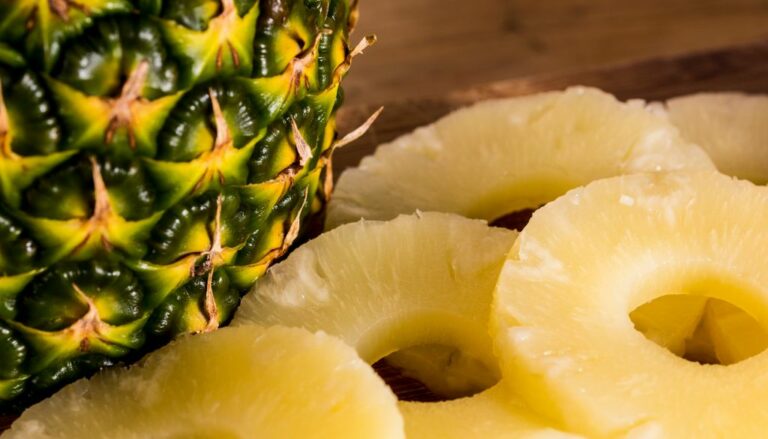 Desvendando: Qual a diferença de Ananás e Abacaxi? Descubra!